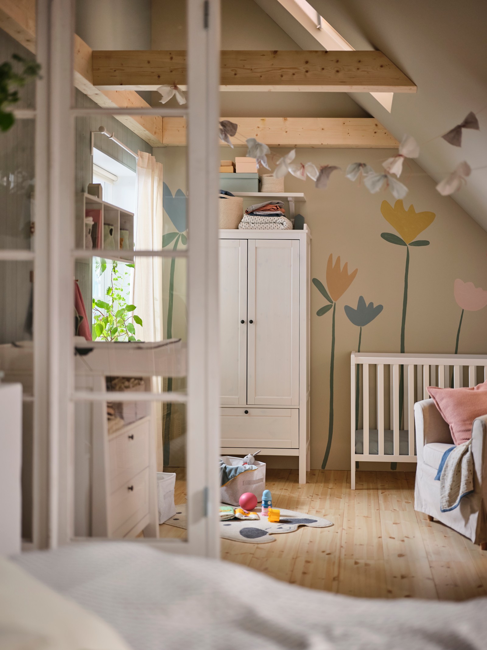 Møbler, ideer og mer til baby- og barnerom - IKEA
