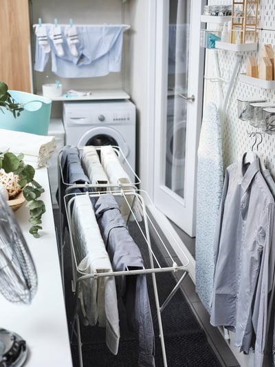 Easy ideas for a balcony laundry solution - IKEA