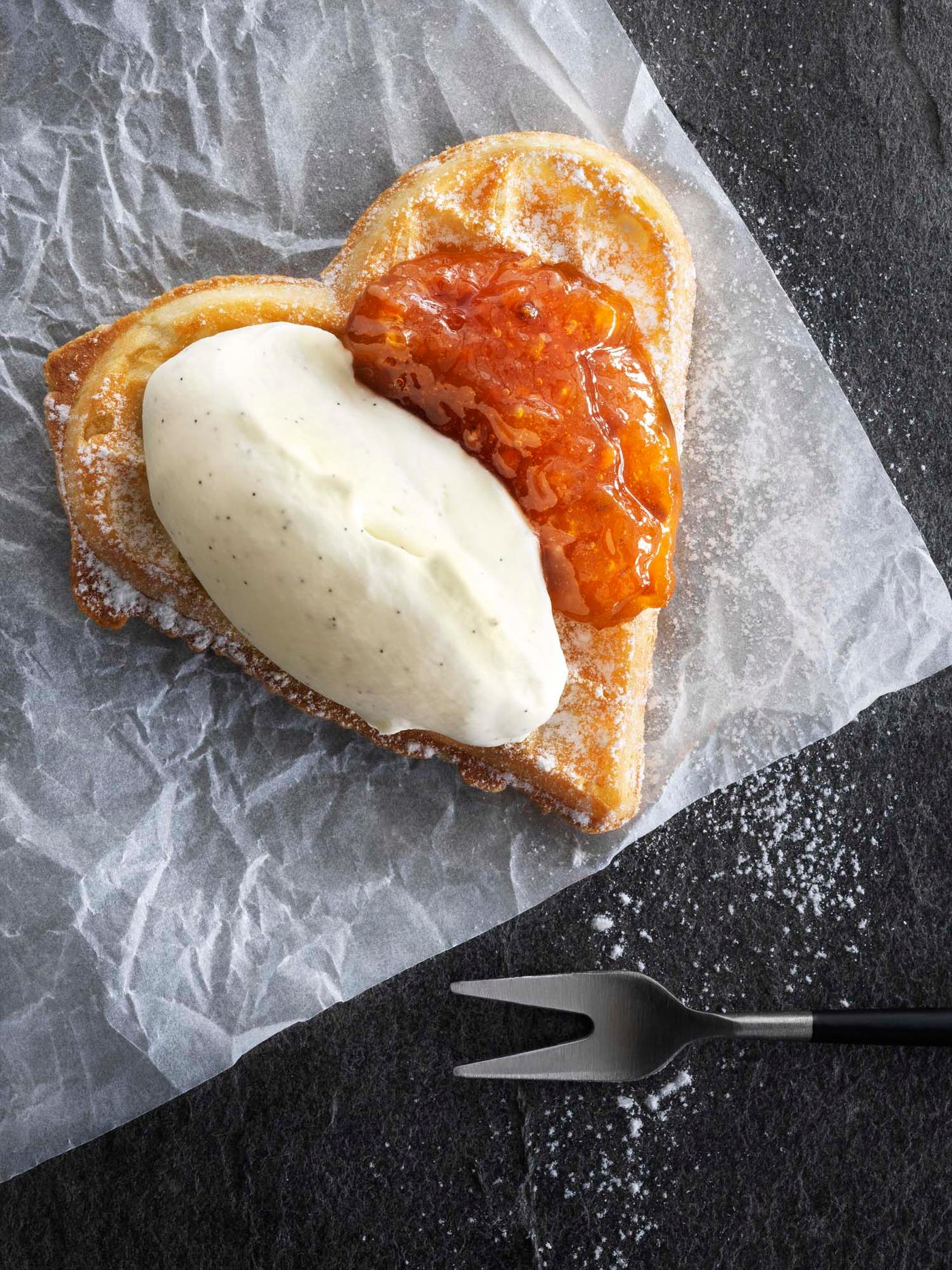 Recipe: Waffles with cloudberry jam - IKEA Global