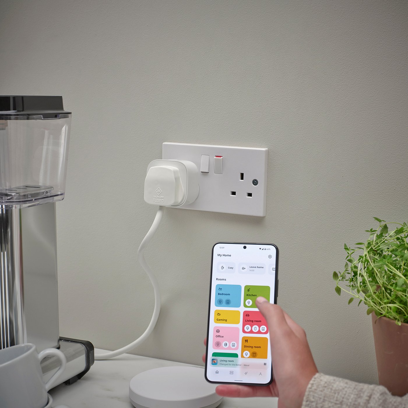 TRETAKT smart plug - IKEA Ireland