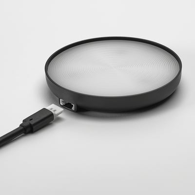 BLÅLIDEN / STRIMSÄV ארון דלת זכוכית עם תאורה, שחור - IKEA