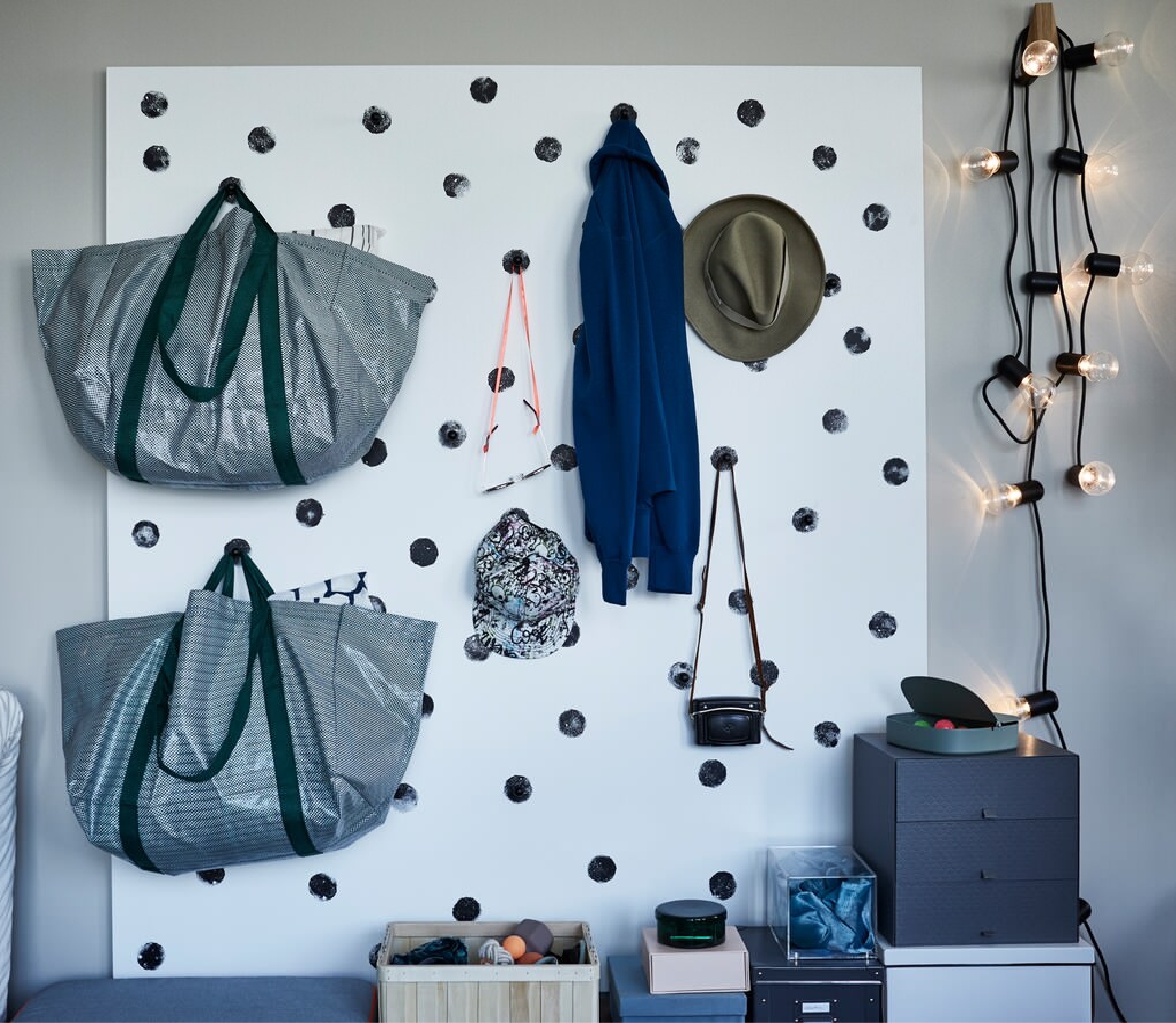 Napravi zabavan „uradi sam” element za zidno odlaganj - IKEA