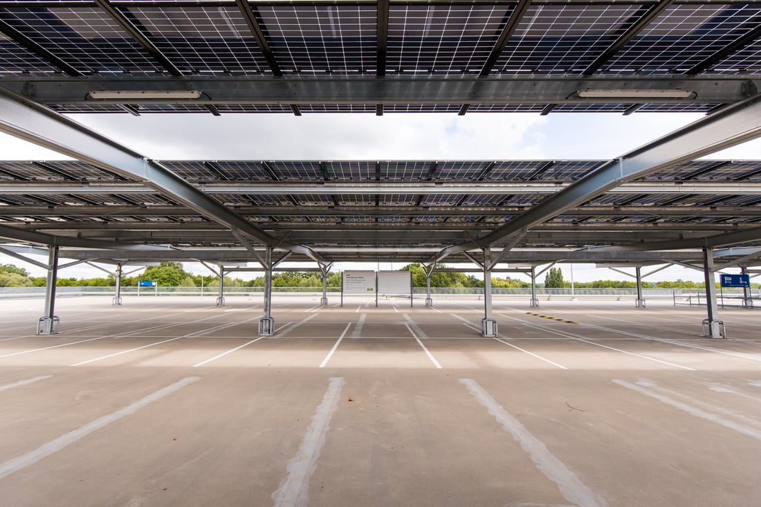 IKEA Hengelo opent parkeerplaats met zonnecarports - IKEA
