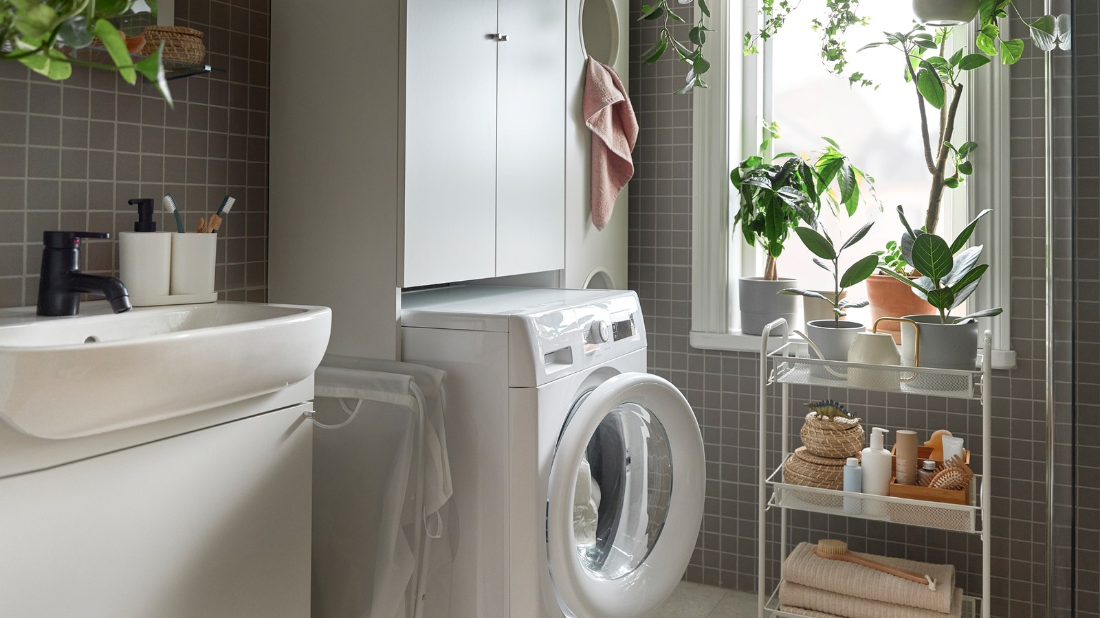 Explore A Gallery Of Inspiring Laundry Room Designs - IKEA UK
