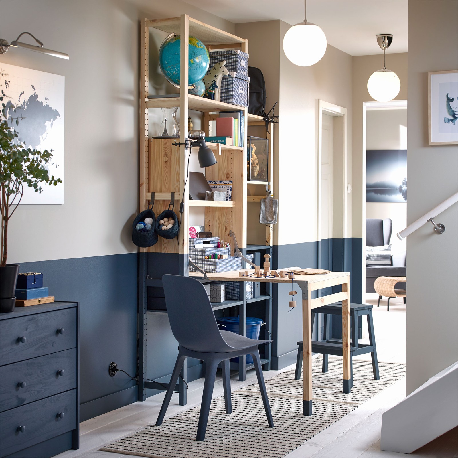 Fit a hobby station into a narrow space at home - IKEA