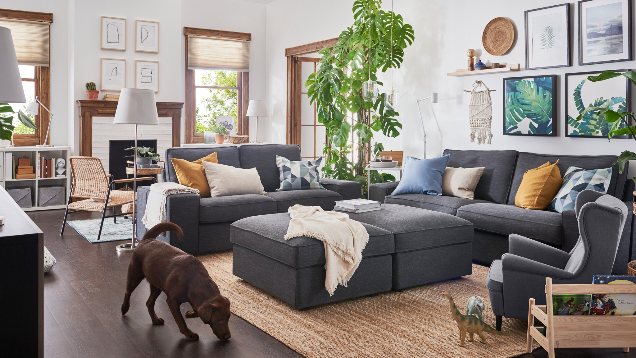 A large family living room where everyone’s cozy - IKEA