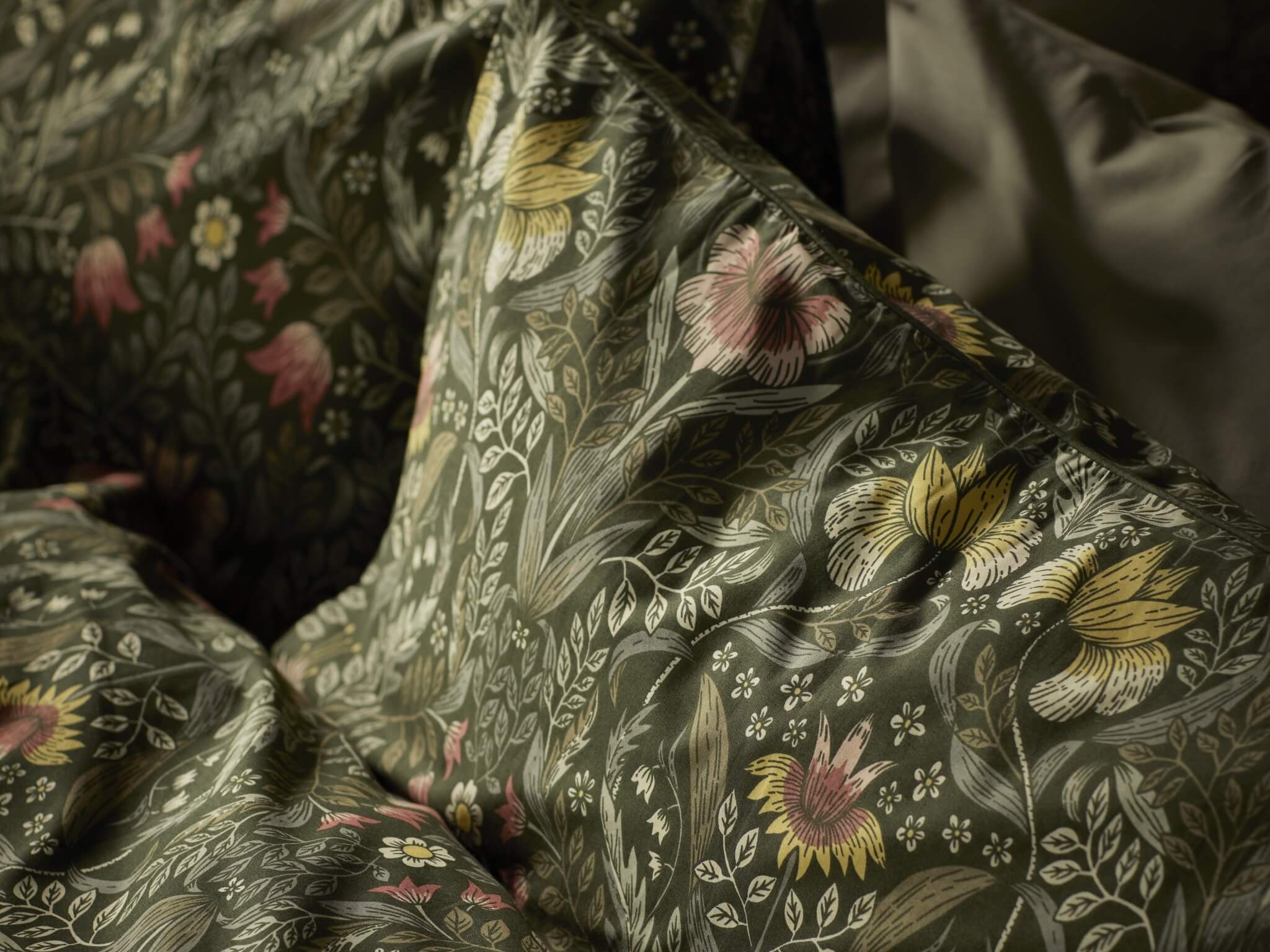 Elegant Earth Tone Duvet Cover & Coordinated Bedding - IKEA