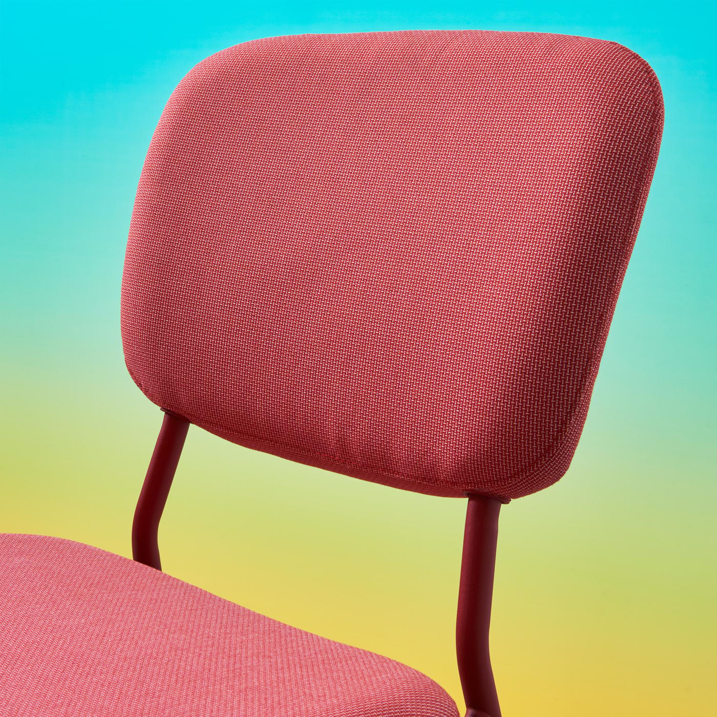 A retro-inspired chair with comfort - IKEA Spain