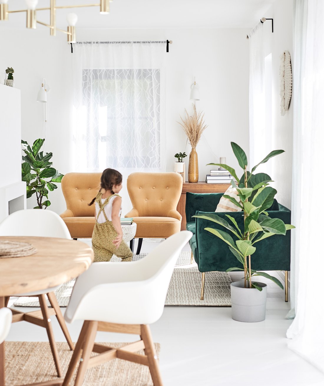 A stylish, minimal candy-coloured family home - IKEA