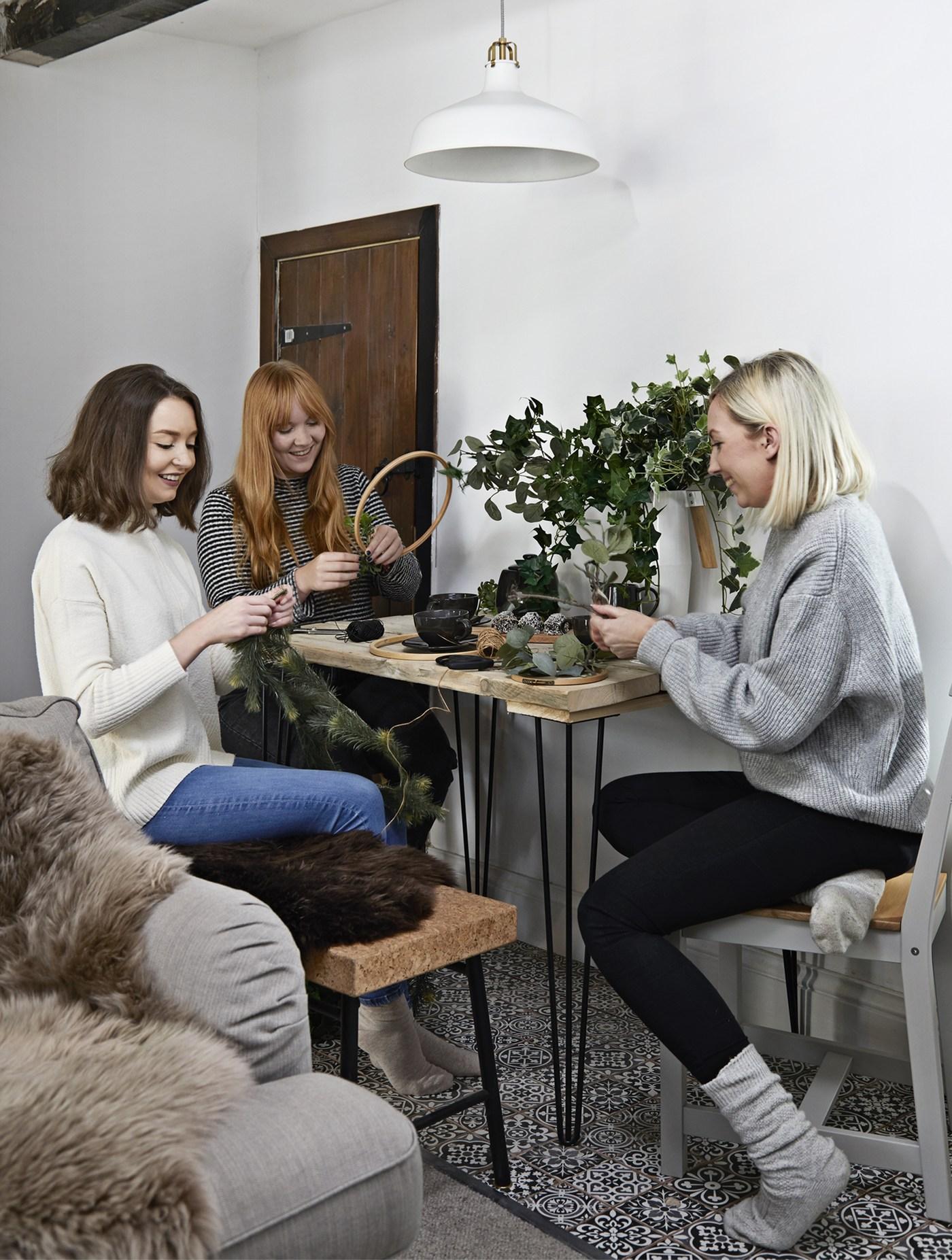 Host a memorable craft night with friends - IKEA