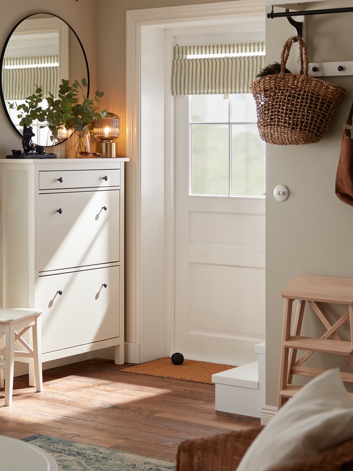 Hallway inspiration, furniture and more - IKEA