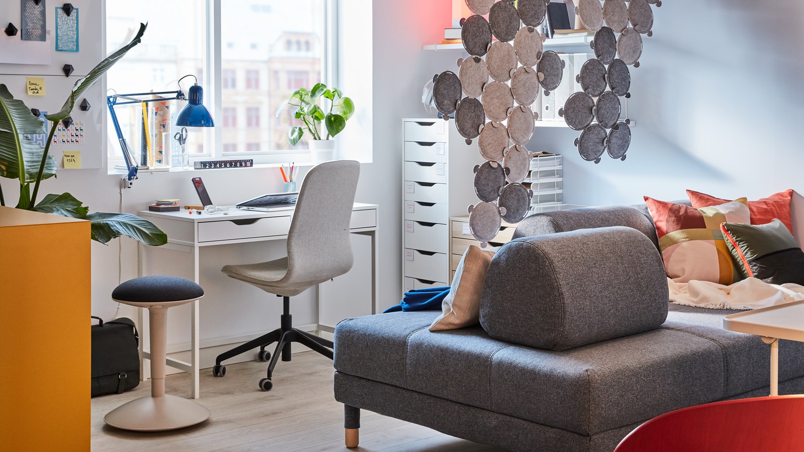A gallery of design inspiration for your workspace - IKEA