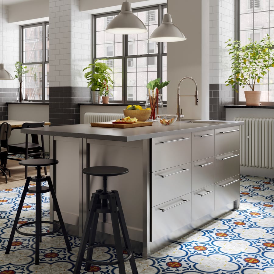 A restaurant-inspired and practical kitchen - IKEA CA