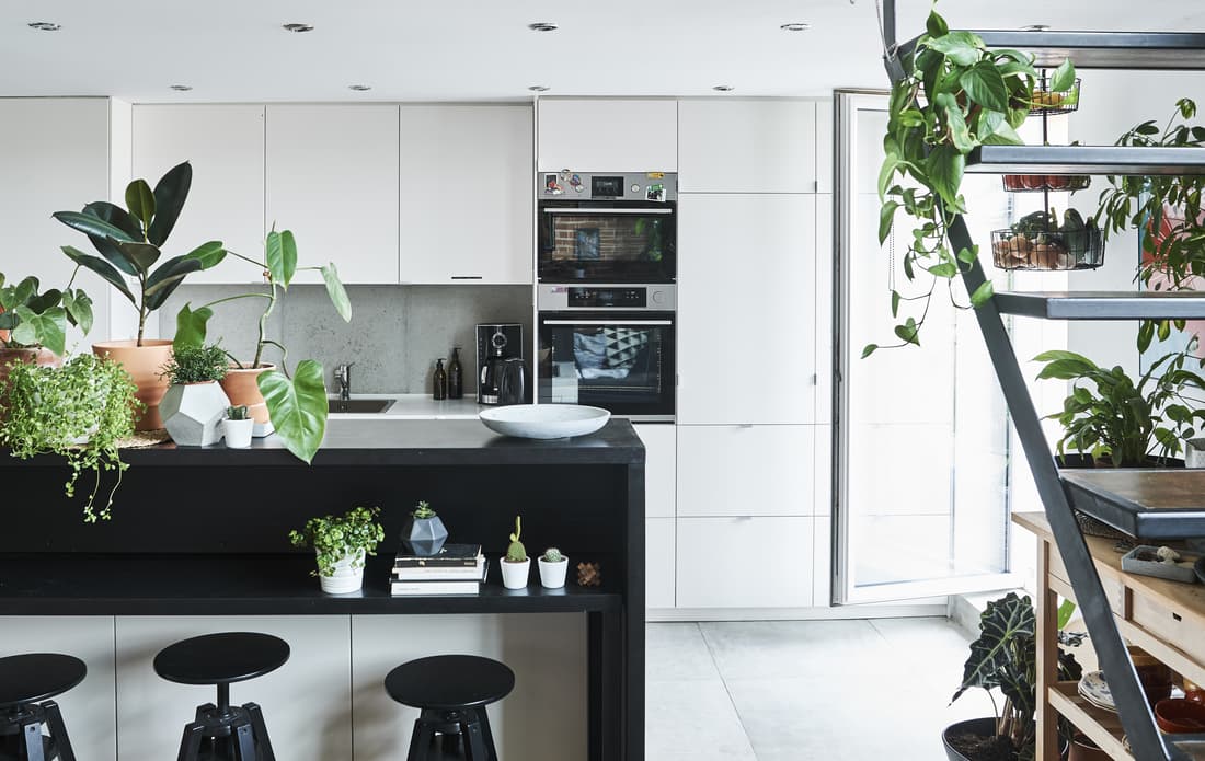 An open-plan, organised home for two - IKEA Singapore - IKEA | IKEA ...