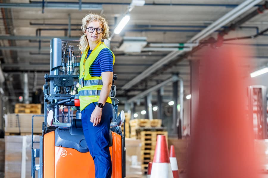 Work with us - Central Fulfilment Units - IKEA CA