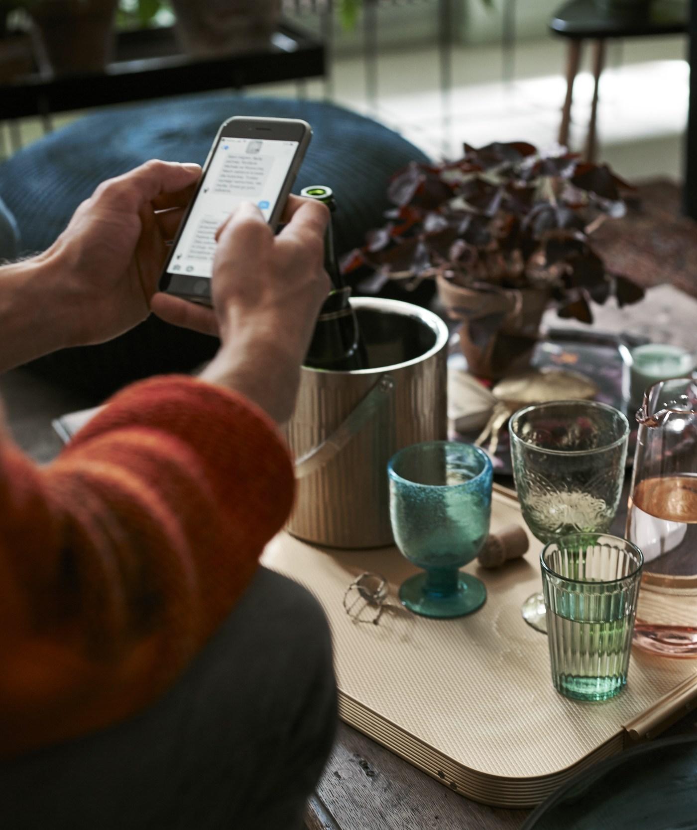 Tips for hosting Your Unexpected Guests | IKEA UAE - IKEA