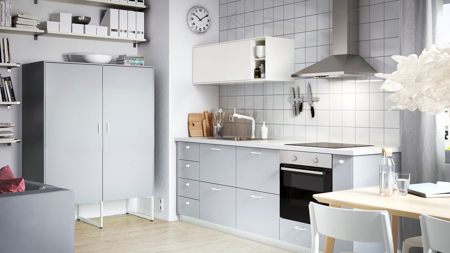 A smooth VEDDINGE grey kitchen - IKEA