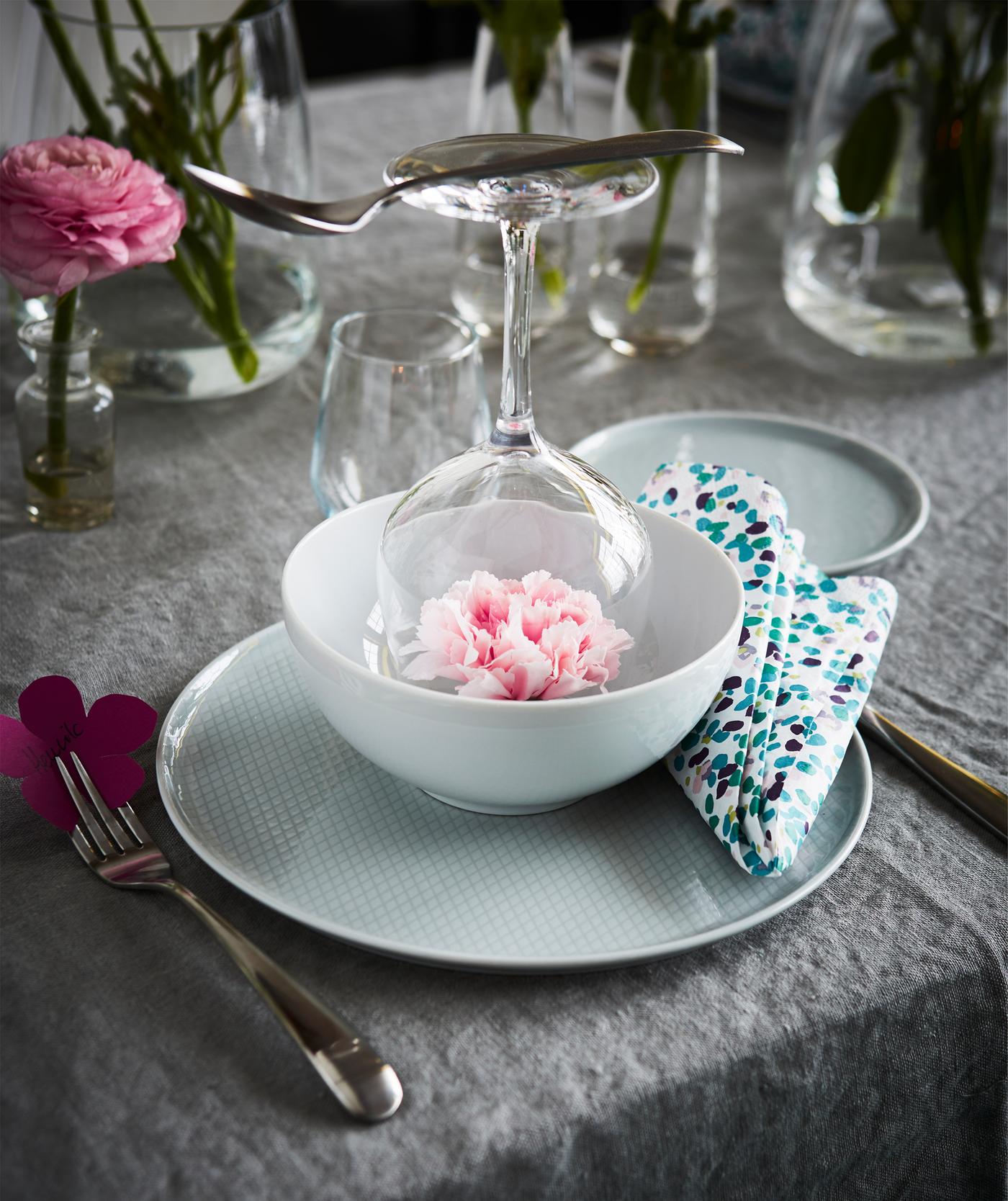 An inviting and fresh family table setting - IKEA