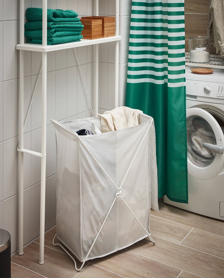 A bathroom with hideaways and compact solutions - IKEA UK