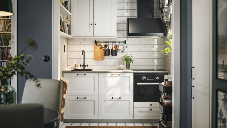 Modern and traditional – AXSTAD matte white kitchen - IKEA Malaysia
