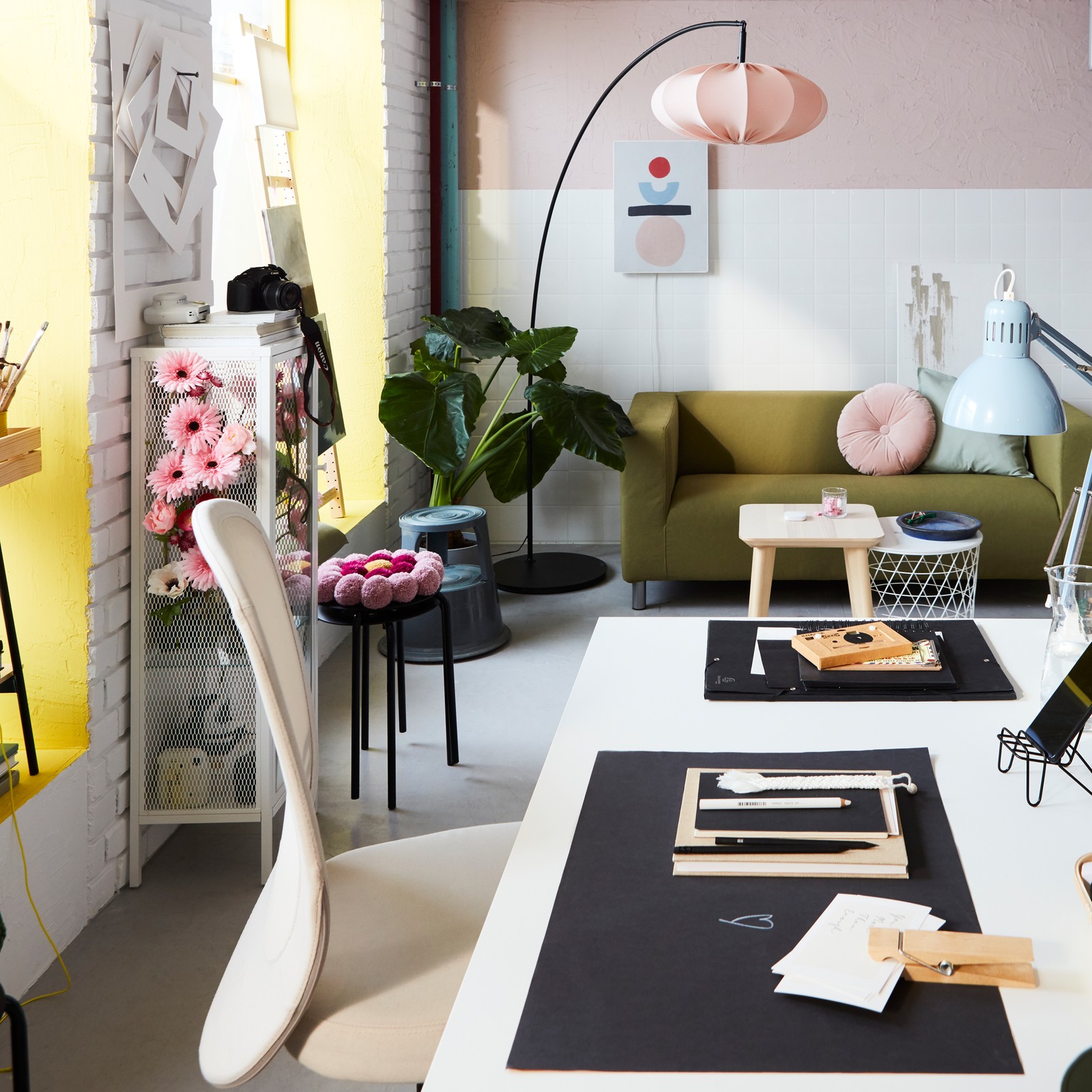 Stylish workroom and home office furnishings - IKEA Switzerland