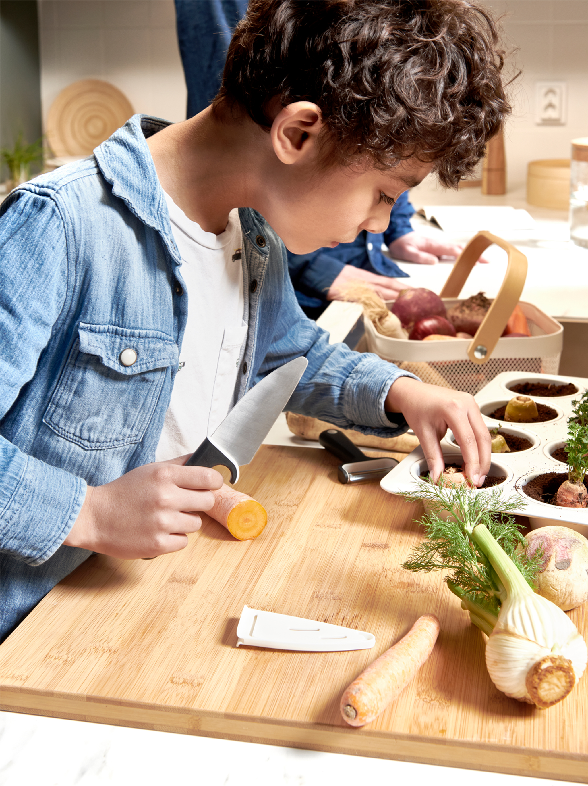 Great ideas for repurposing old objects - IKEA