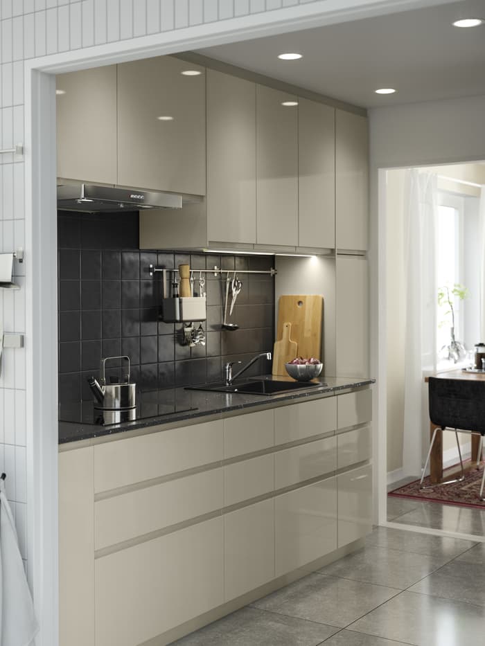A slick and stylish kitchen look with VOXTORP cabinet - IKEA | IKEA ...