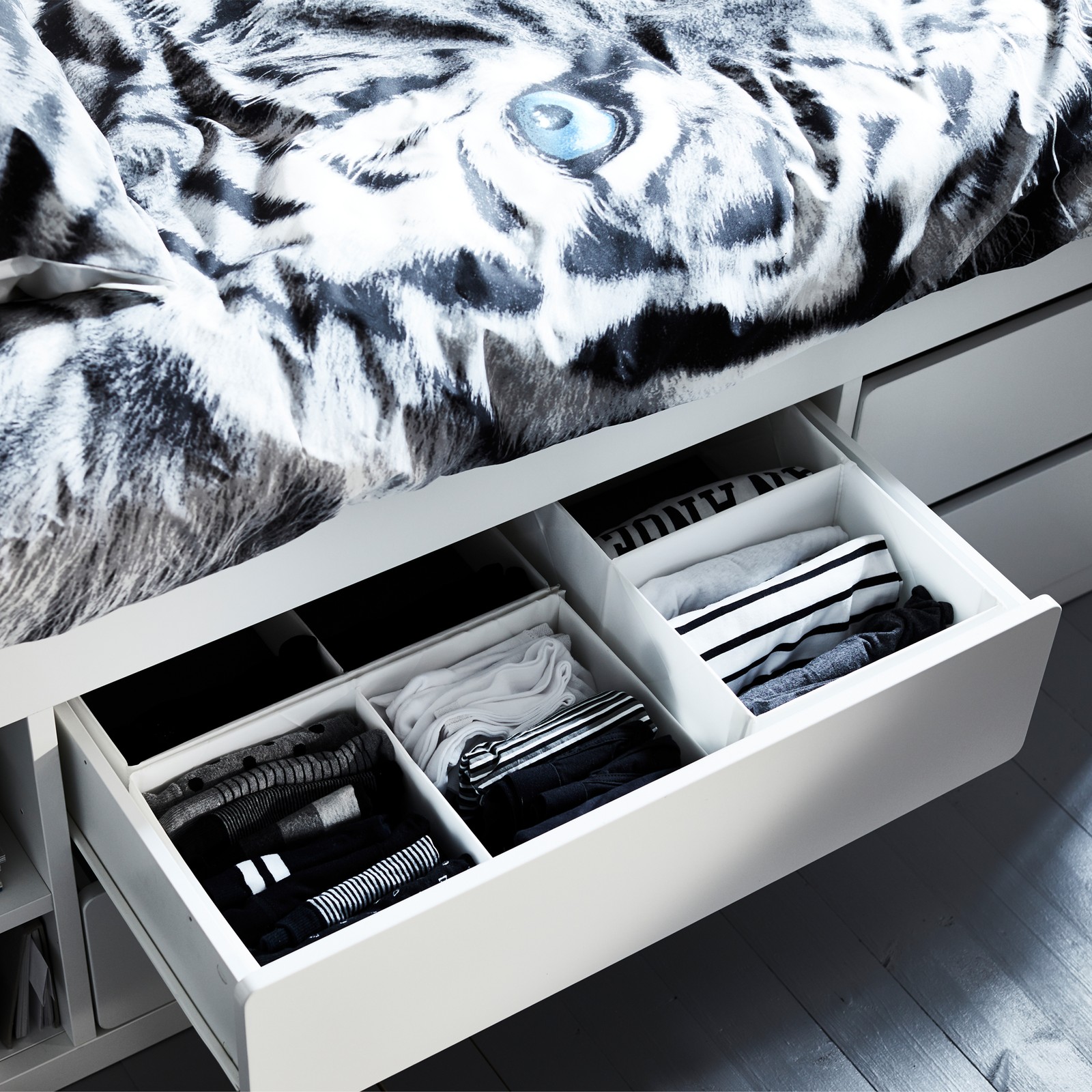 A cool and storage-friendly teenage room - IKEA Australia