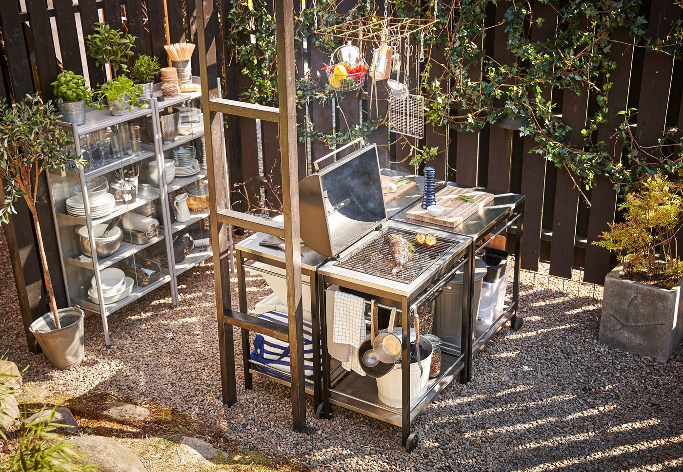 Create a kitchen island outside - IKEA UK