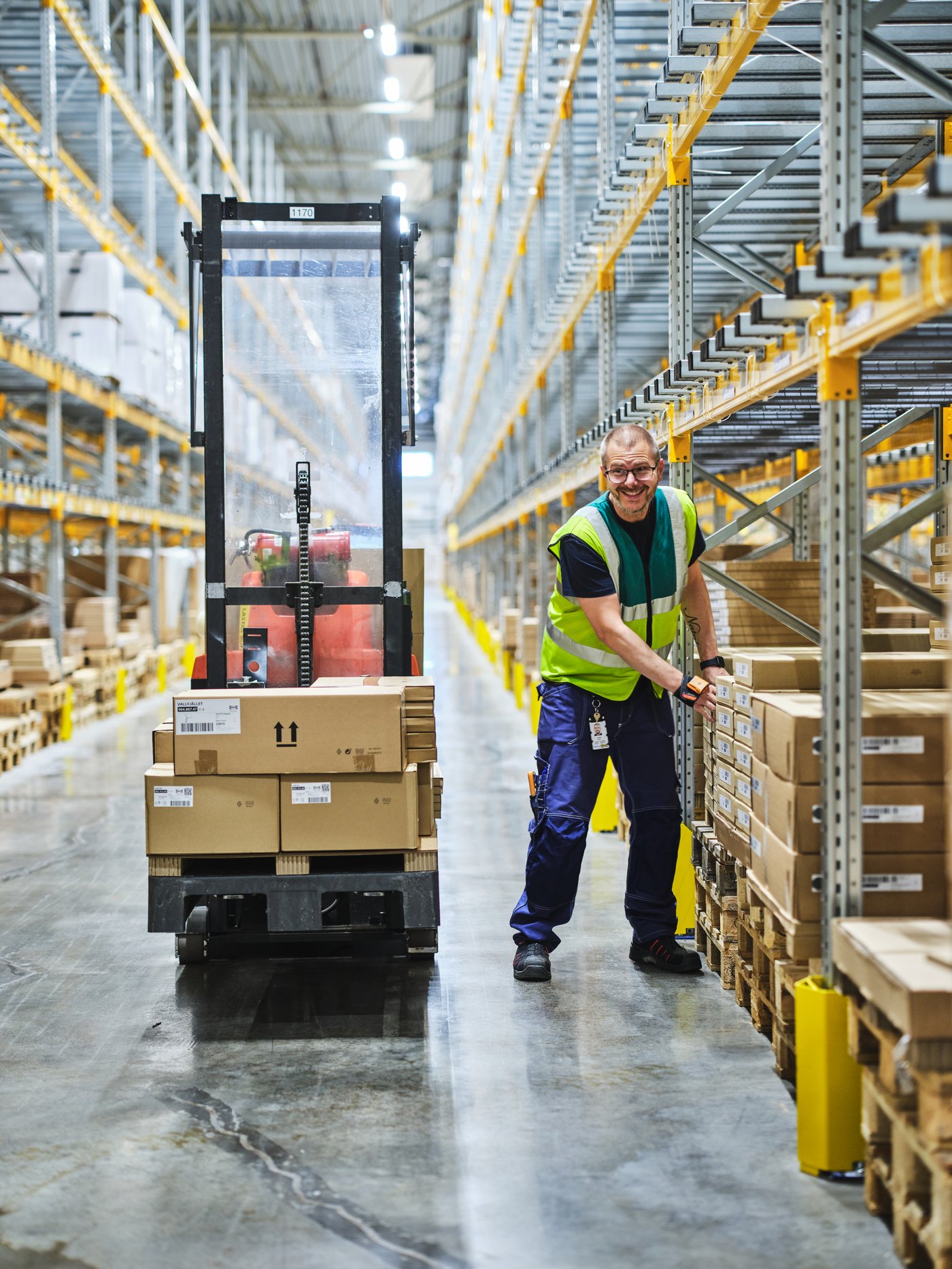 Jobba med lager och logistik på IKEA - IKEA