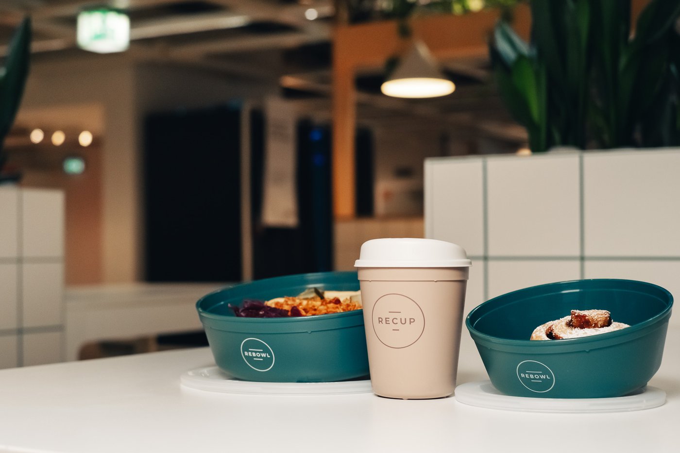 IKEA setzte mit RECUP und REBOWL auf Mehrweg - IKEA Deutschland