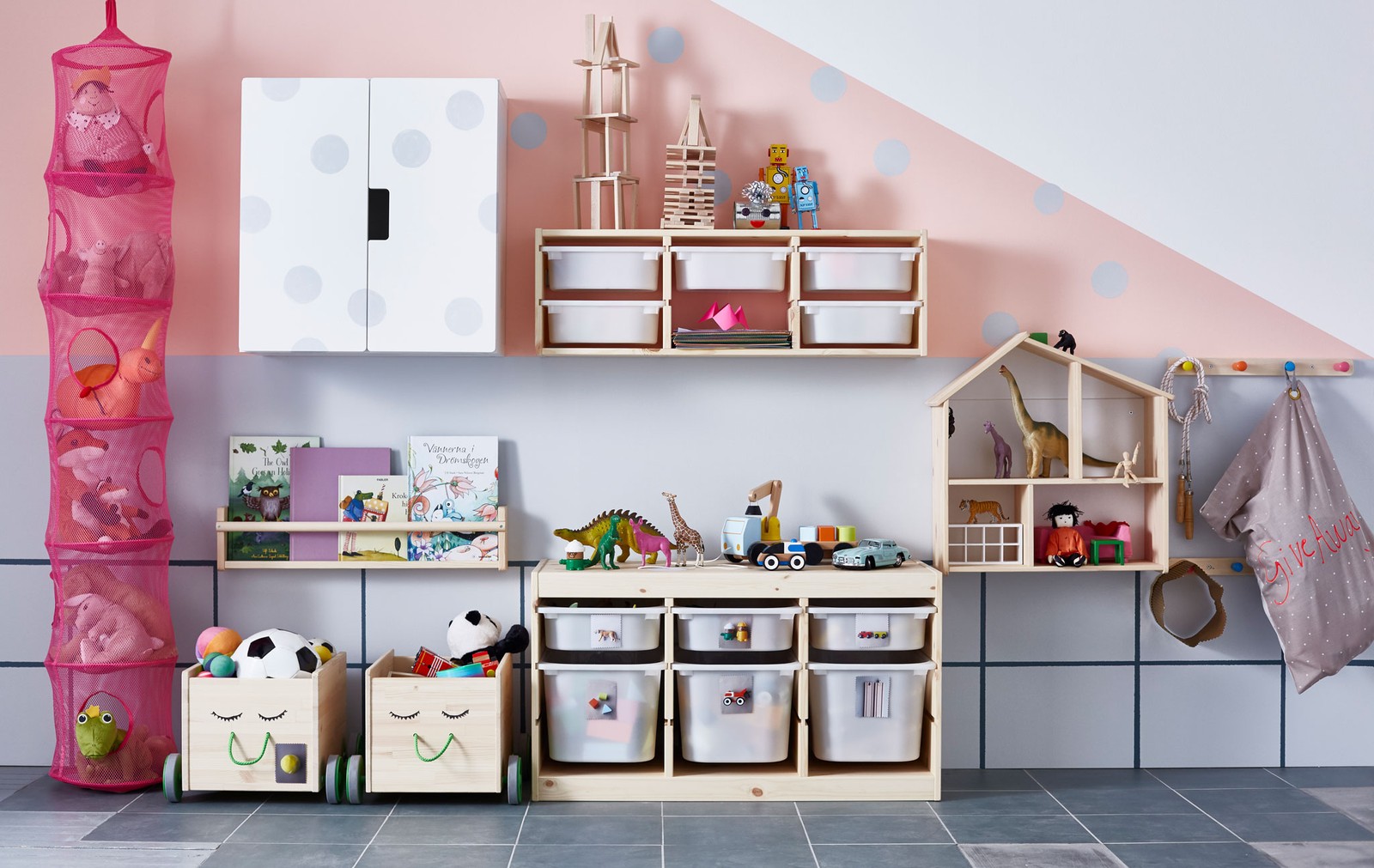 Celebrate 40 years of the BILLY bookcase - IKEA