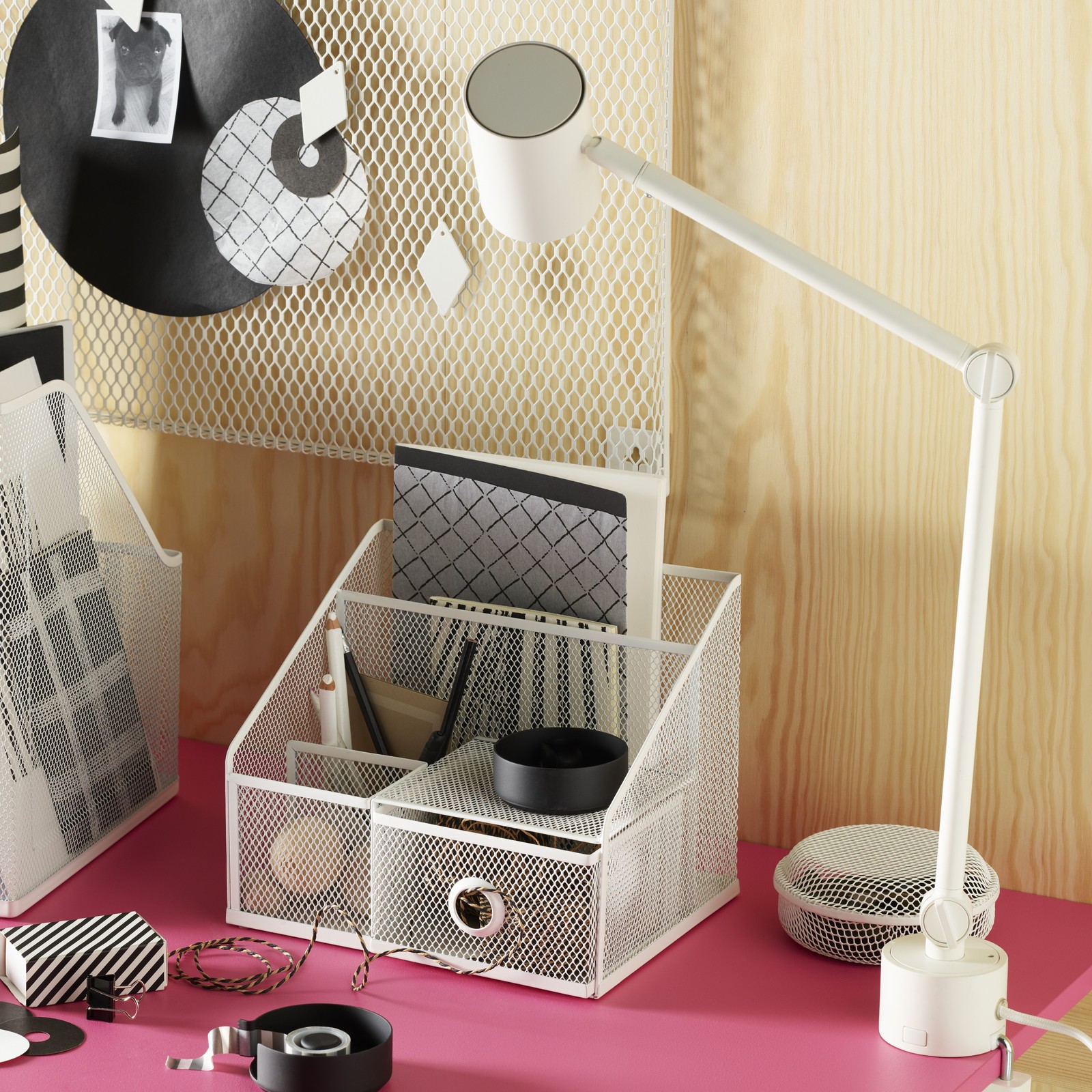 PC desk that combines utility and style | IKEA Japan - IKEA