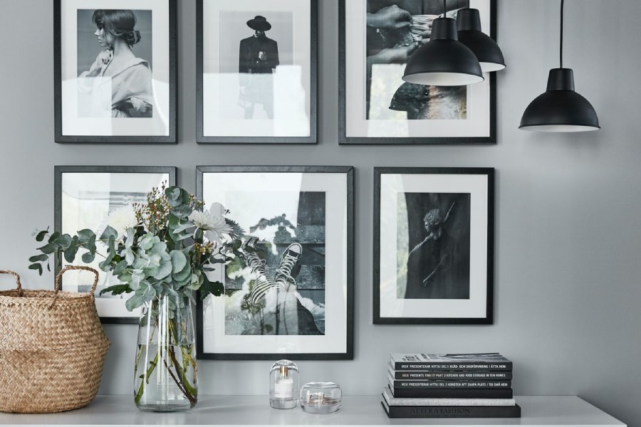 Jak wieszać zdjęcia i obrazy na ścianie? - IKEA