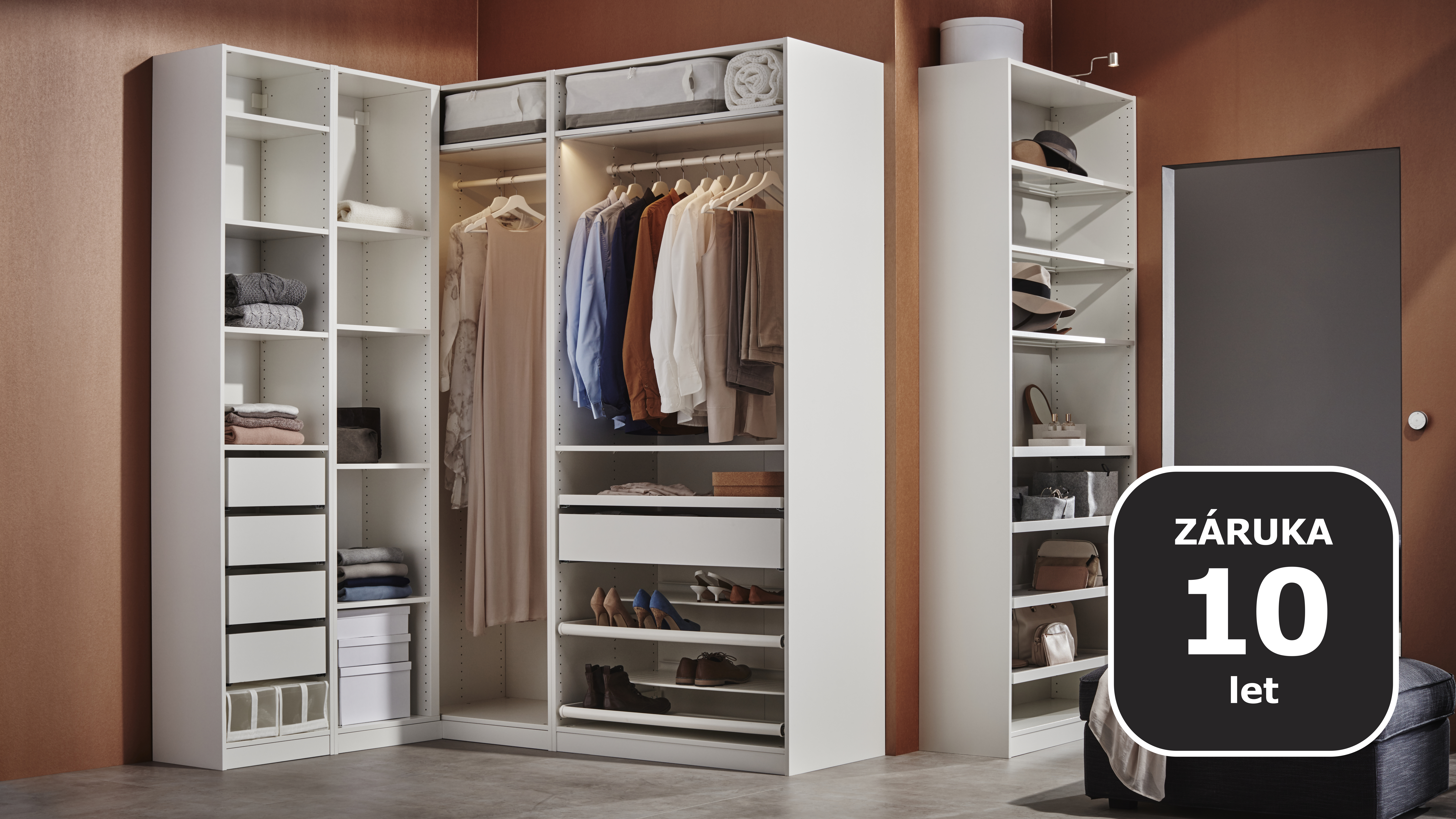 Šatní skříně do ložnice - IKEA