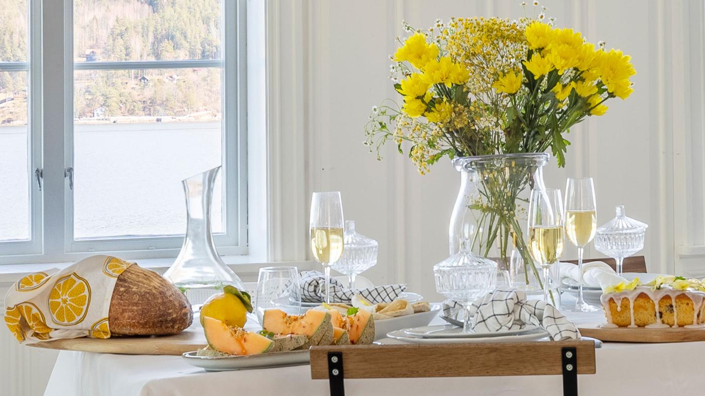 A summer table setting with Mediterranean flair - IKEA Switzerland