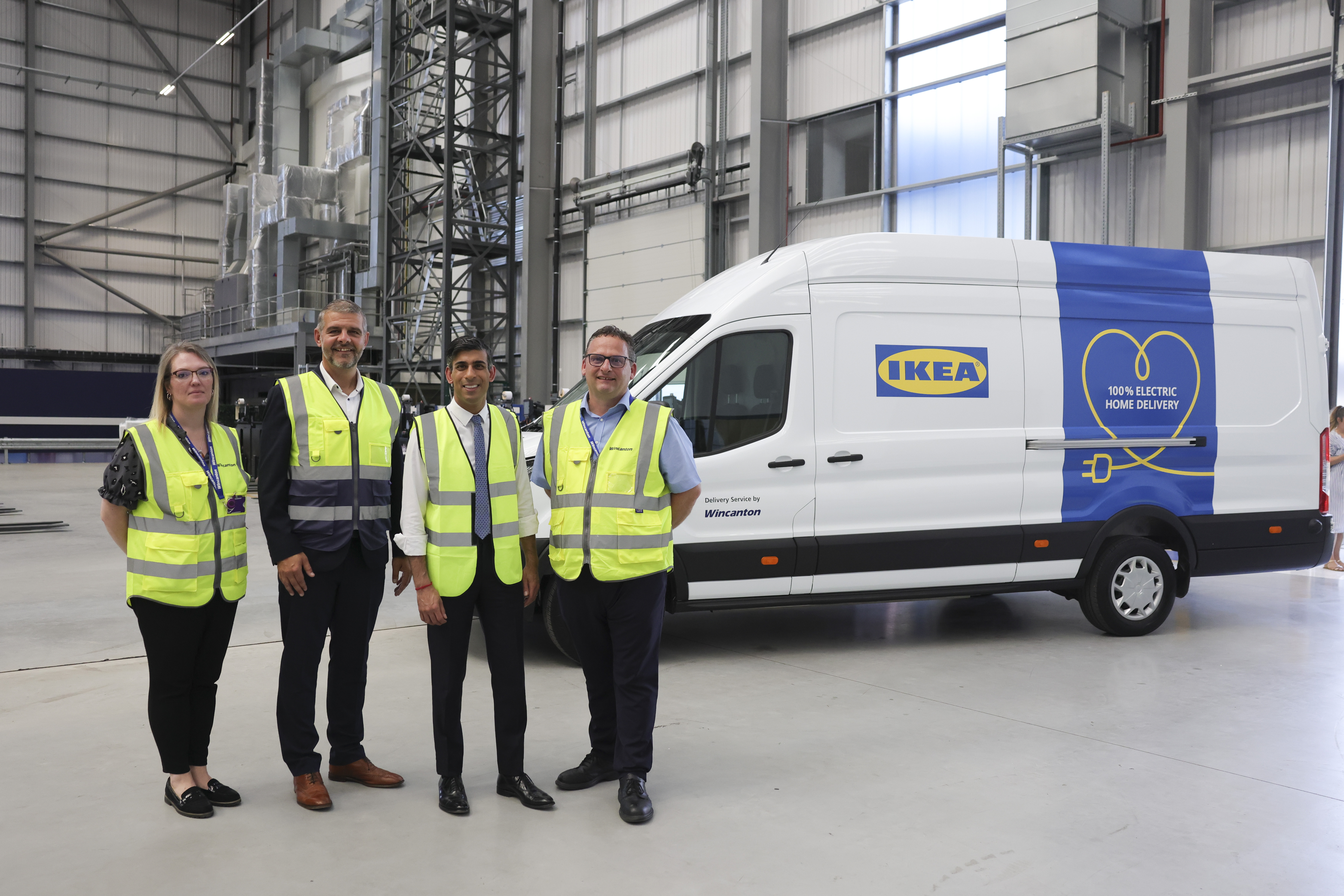 PM Rishi Sunak visits IKEA distribution centre - IKEA UK