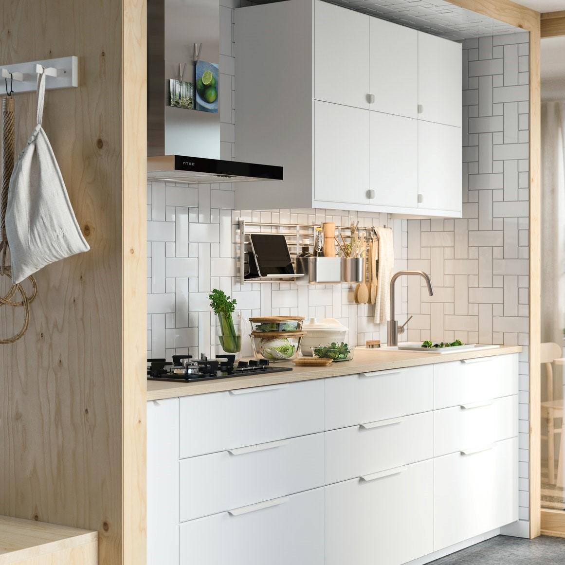 KNOXHULT kitchen is functional and easy to plan - IKEA