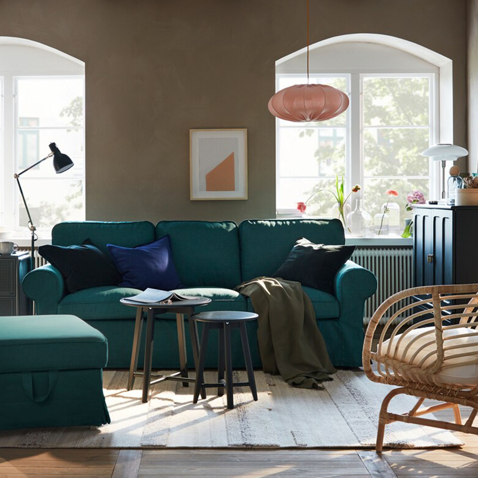 A warm and inviting living room inspired by nature - IKEA