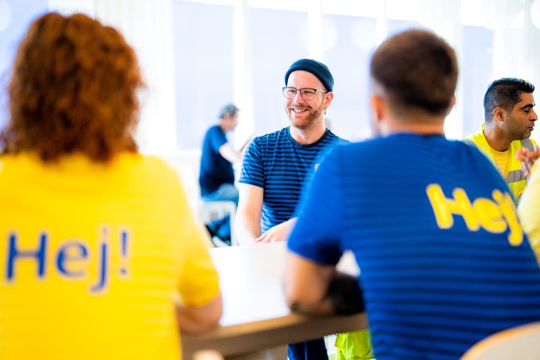 Good reasons to become one of our co-workers - IKEA Switzerland