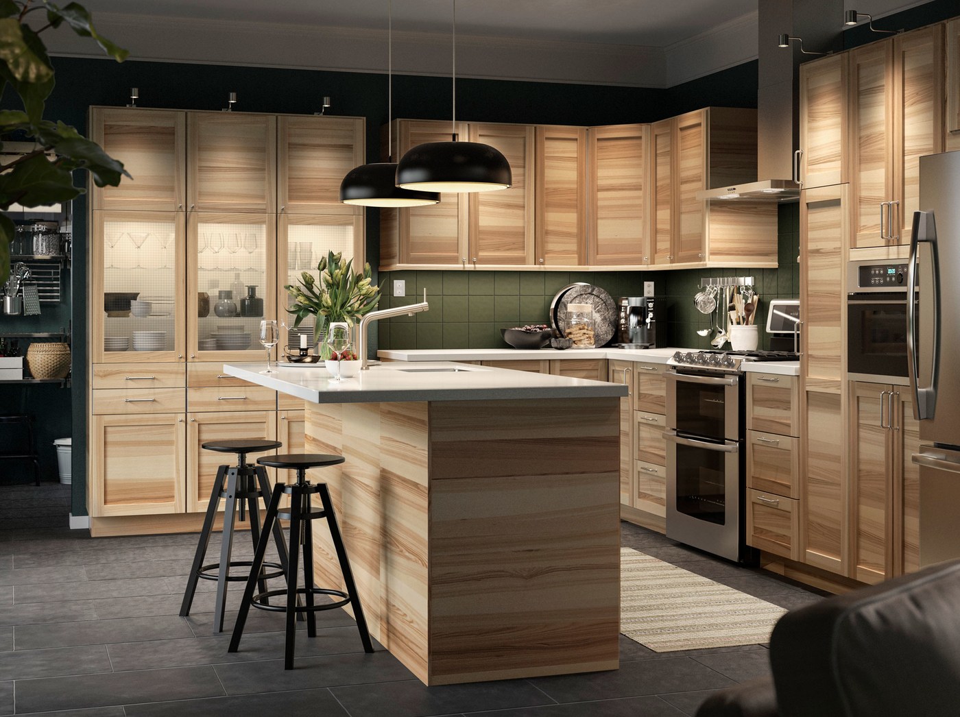 The kitchen details are in the doors - IKEA