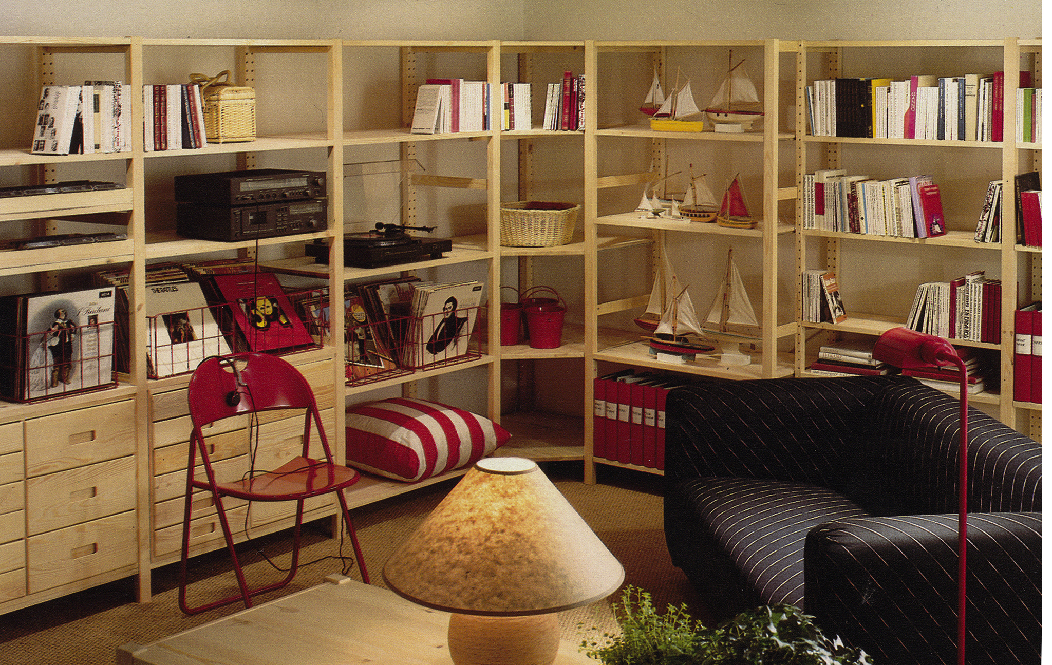 The IVAR shelf turns 50 – IKEA - IKEA