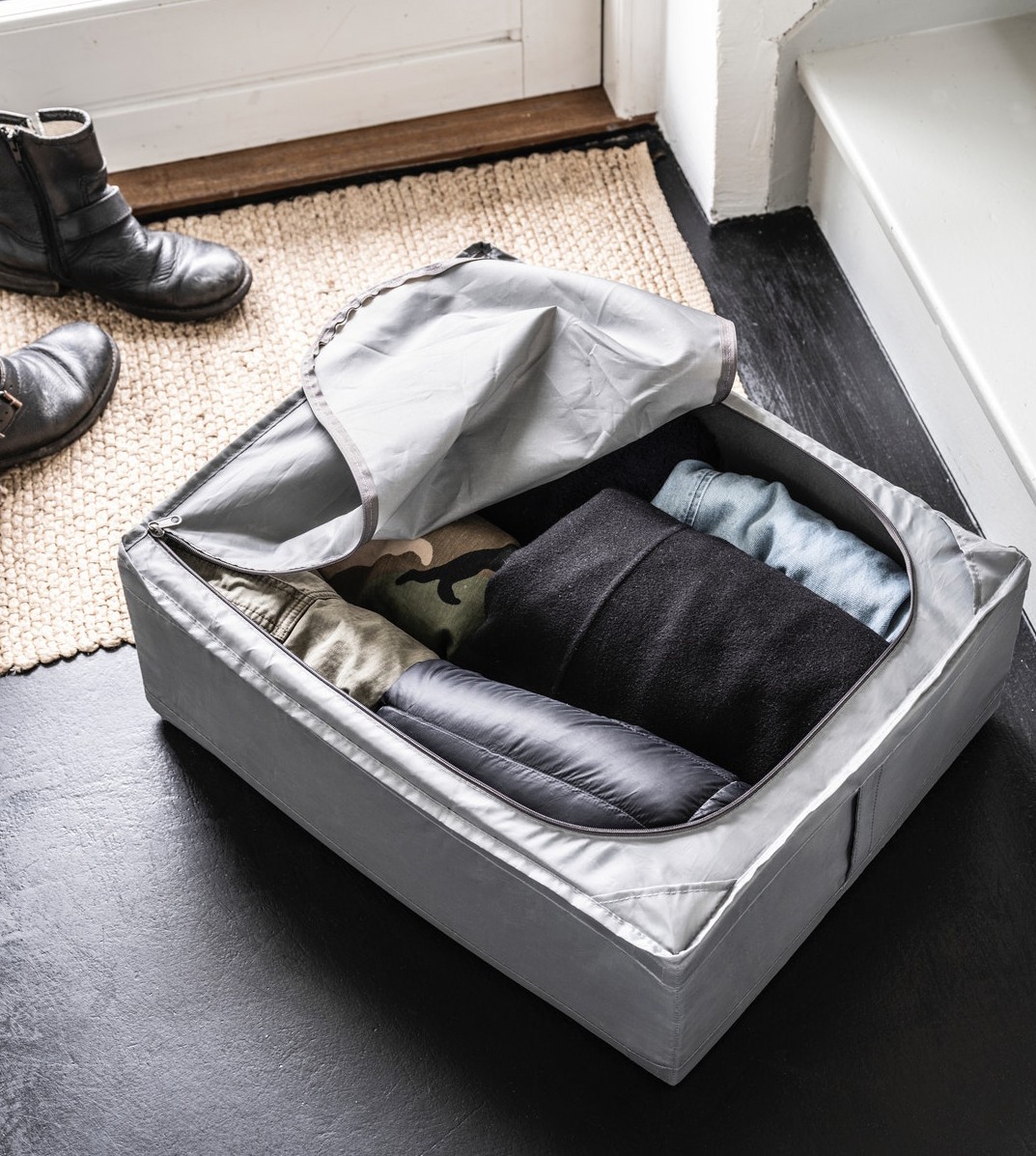 Cómo guardar la ropa de invierno de forma segura - IKEA