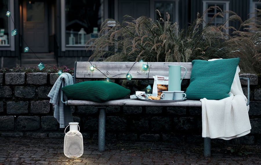 Light your summer evenings with solar-powered lamps - IKEA US