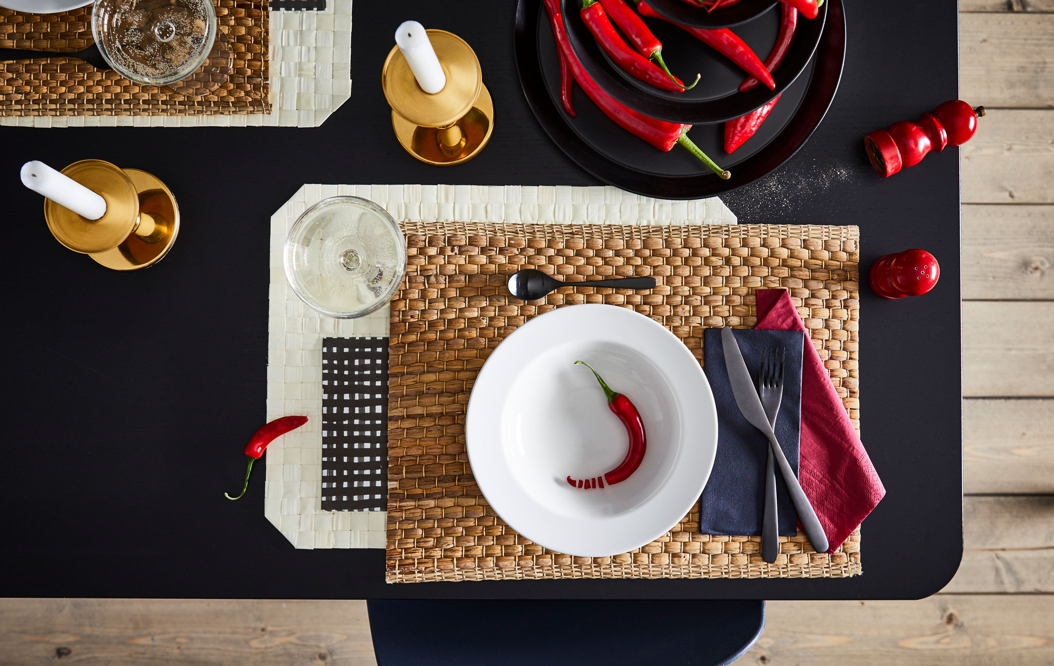 Table Setting Adults