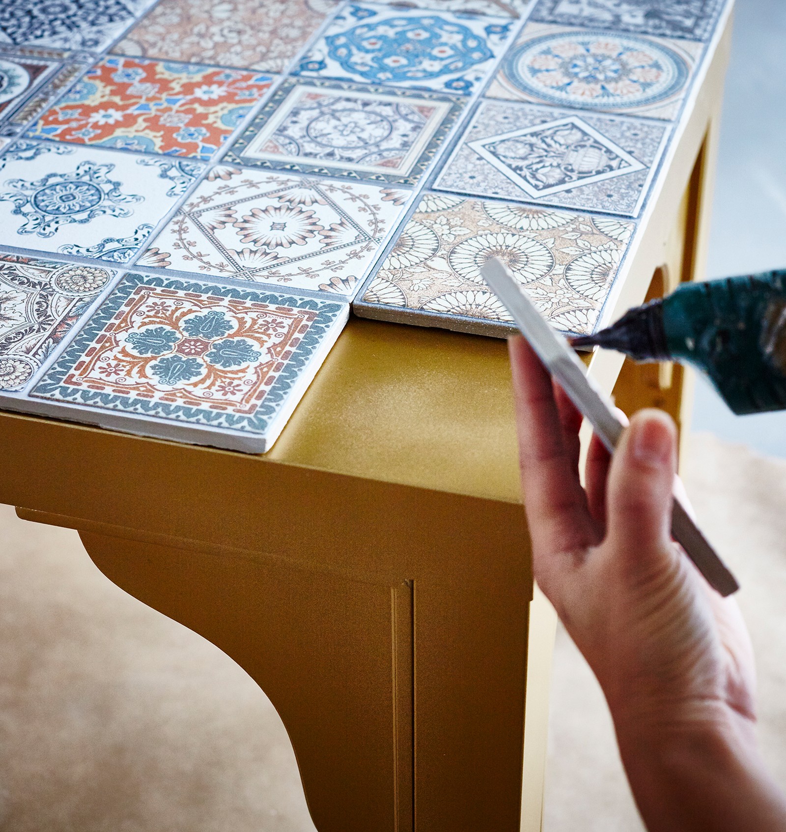 DIY: Gör ditt LACK bord personligt - IKEA