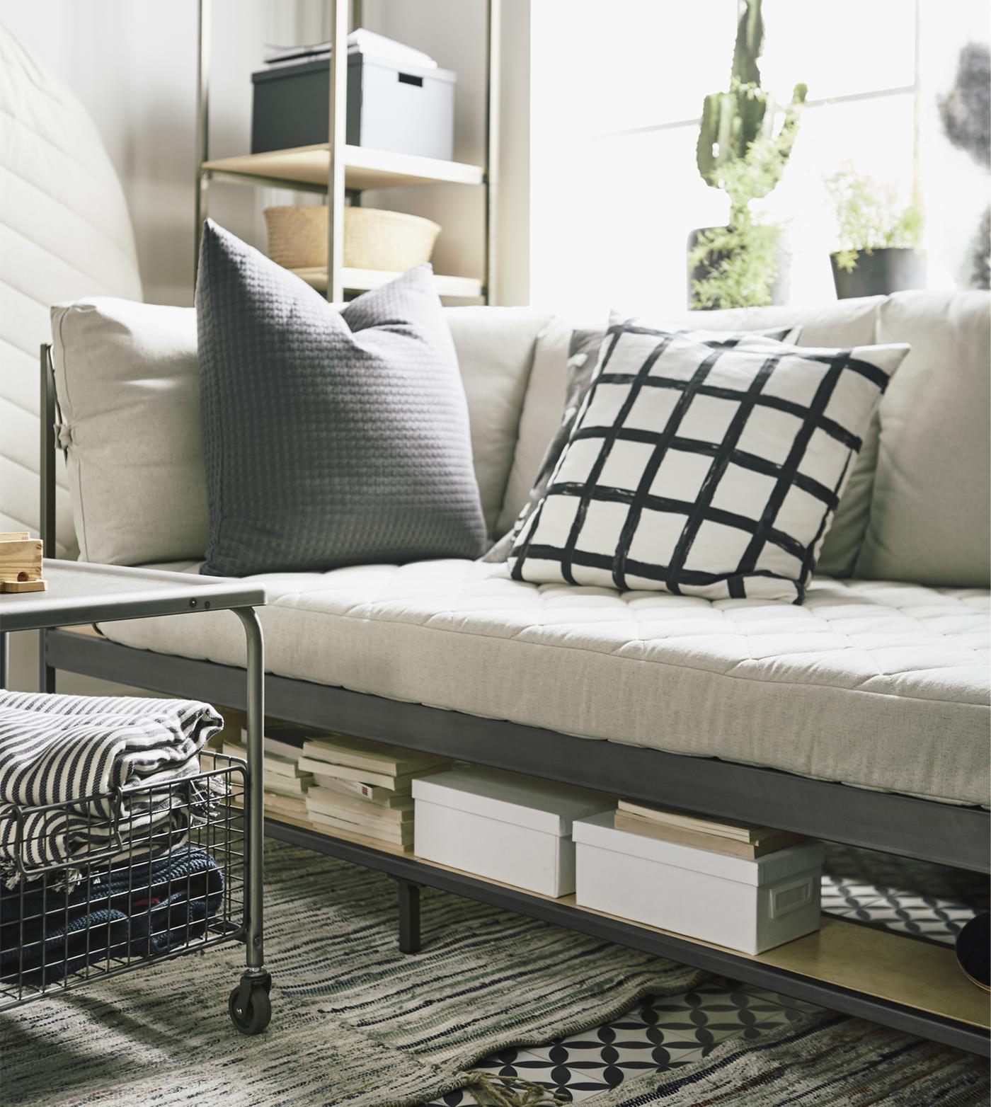 A small and smart studio - IKEA Australia