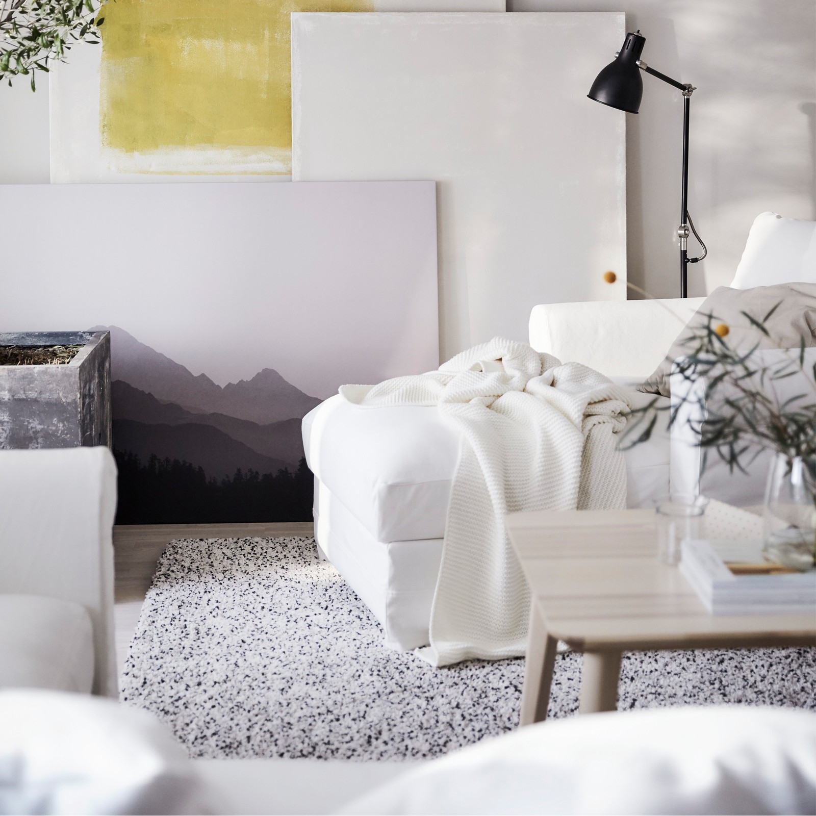 A soothing home to relax in - IKEA