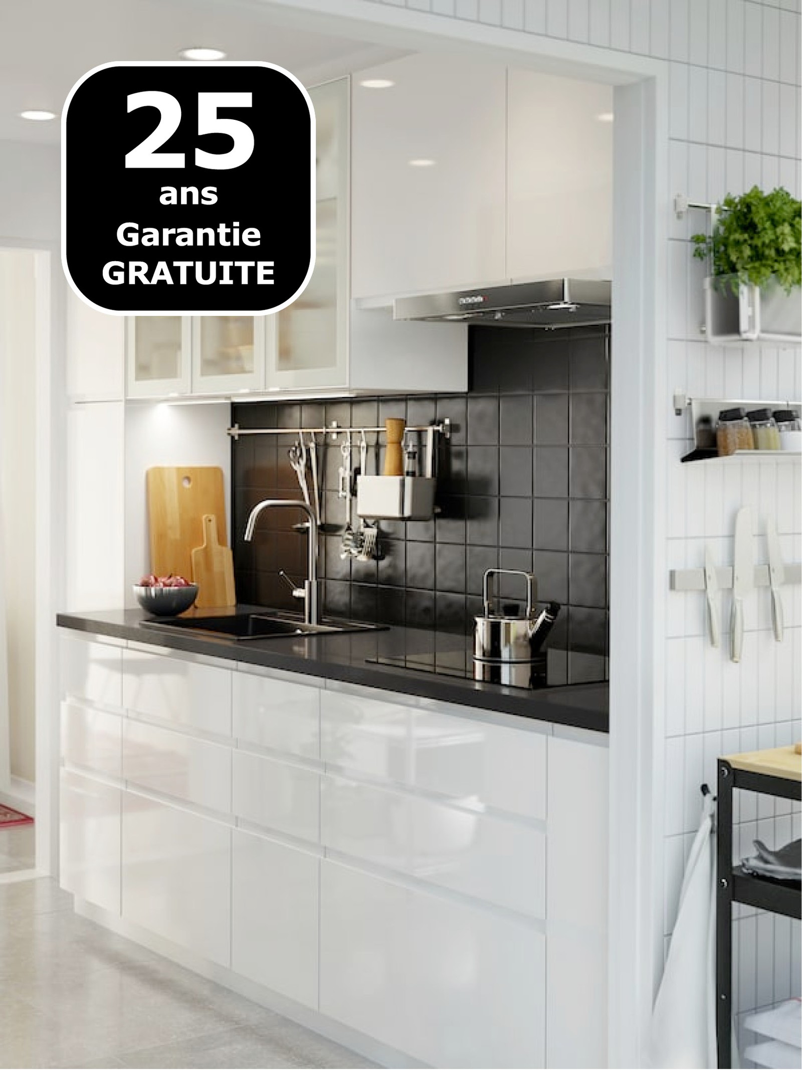 VOXTORP blanc brillant: une cuisine minimaliste - IKEA