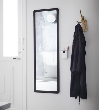 A small and smart family hallway - IKEA Australia
